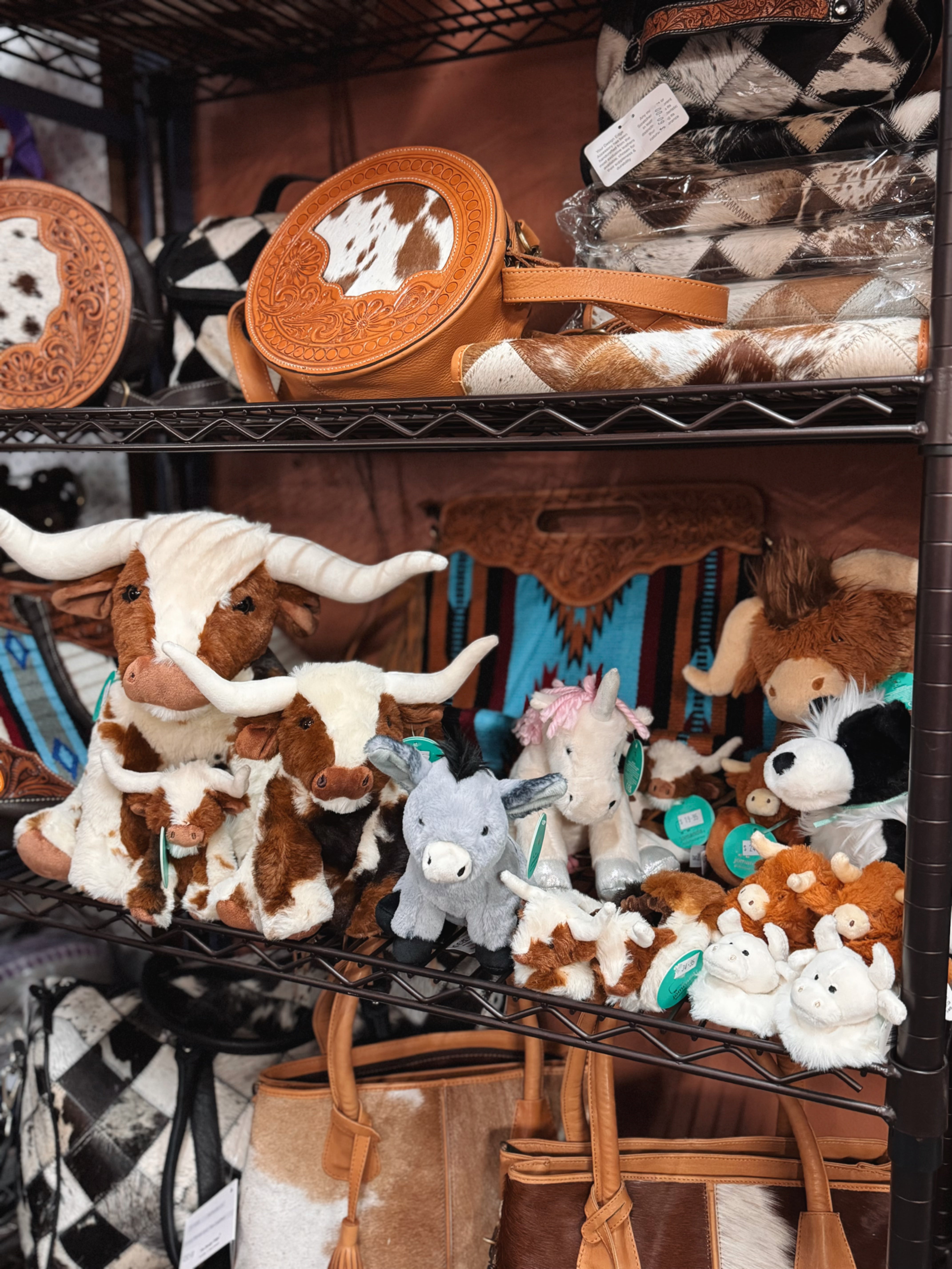 Jomanda Furry Friend’s – LittleBit Country
