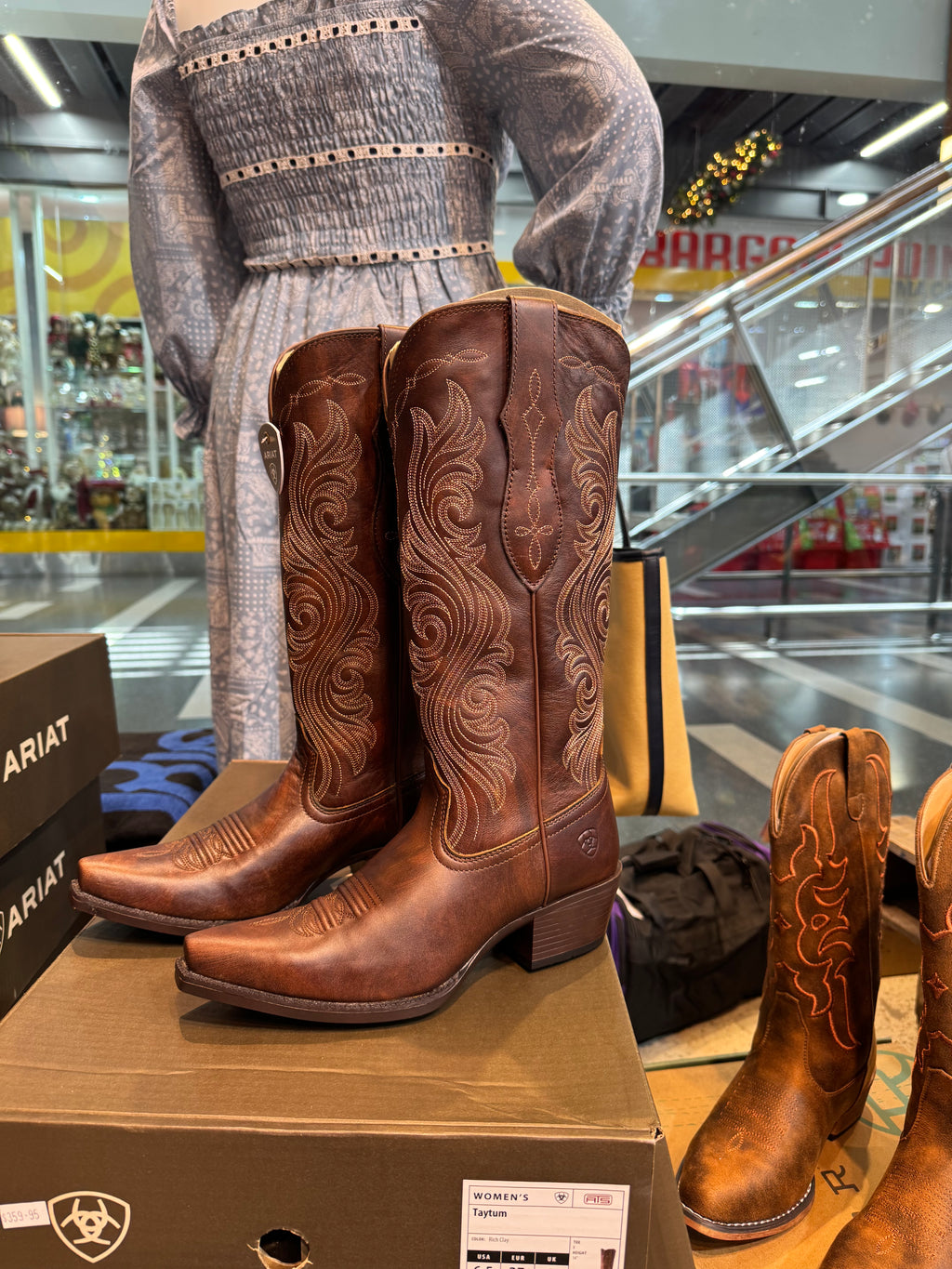 10063846 Ariat Ladies Taytum X Toe Western Boots Rich Clay – LittleBit ...